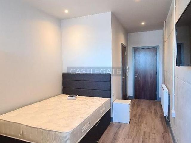 Studio to rent