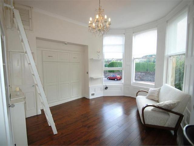 Studio to rent