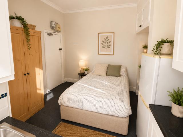 Studio to rent