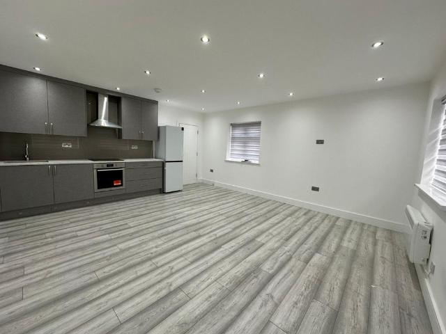 Studio to rent