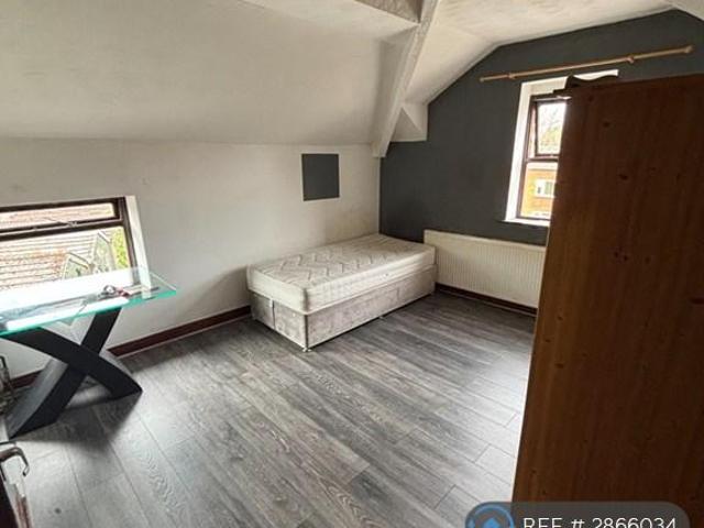Studio to rent