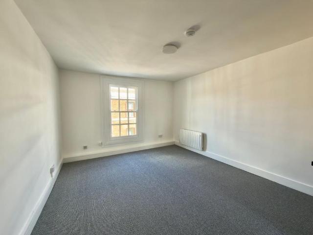 Studio to rent