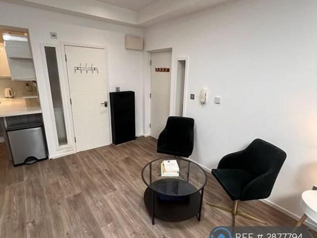 Studio to rent