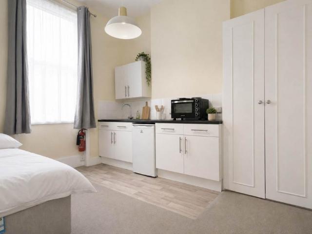 Studio to rent
