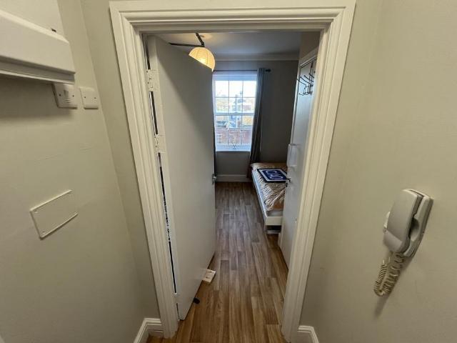 Studio to rent