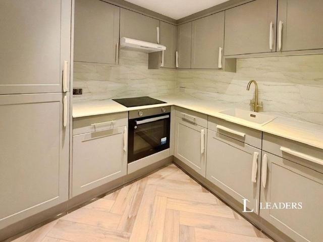Studio to rent