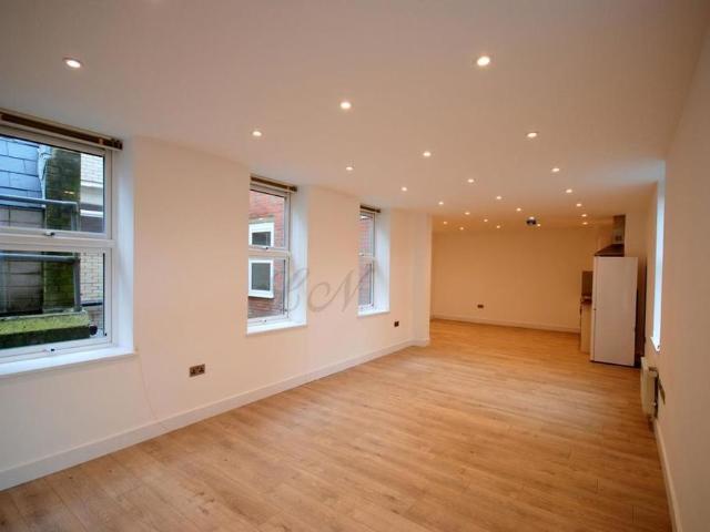 Studio to rent