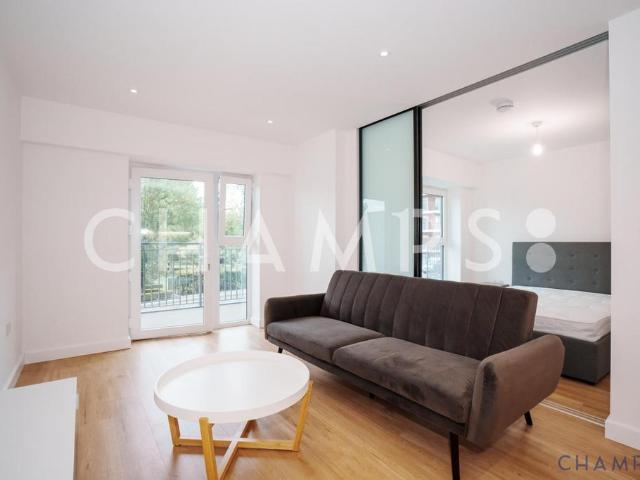 Studio to rent