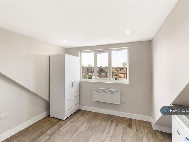 Studio to rent