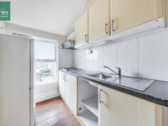 Studio to rent