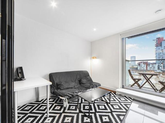 Studio to rent