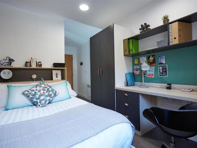 Studio to rent