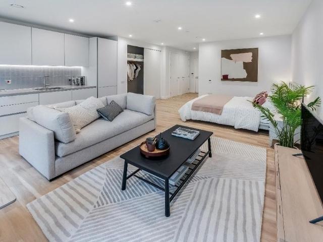 Studio to rent