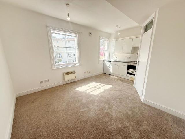 Studio to rent