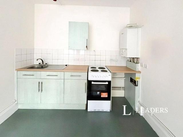 Studio to rent