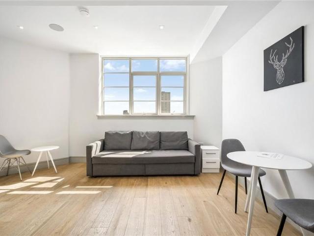 Studio to rent
