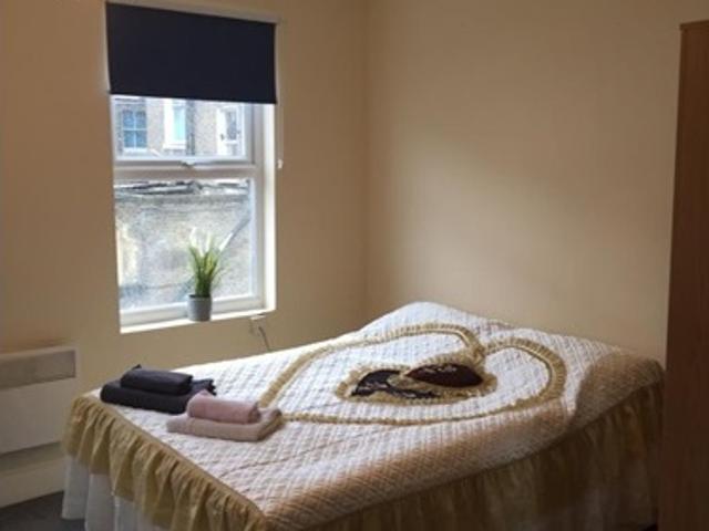 Studio To Rent