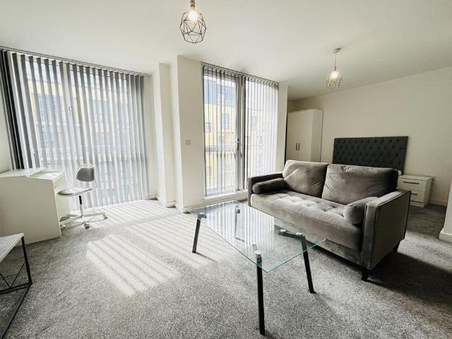 Studio to rent