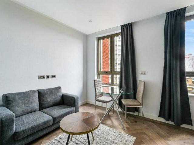Studio to rent