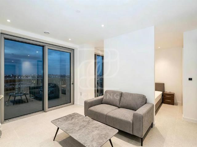 Studio to rent