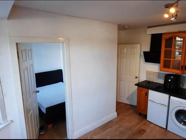 Studio to rent