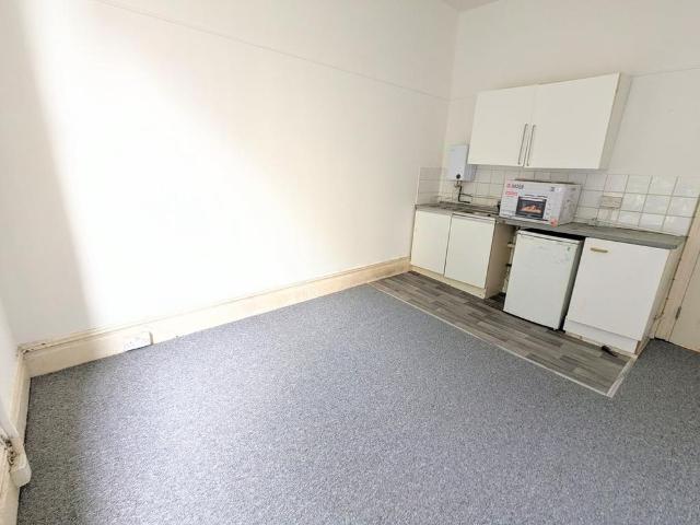 Studio to rent