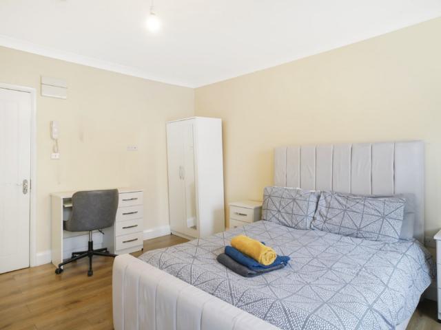 Studio to rent