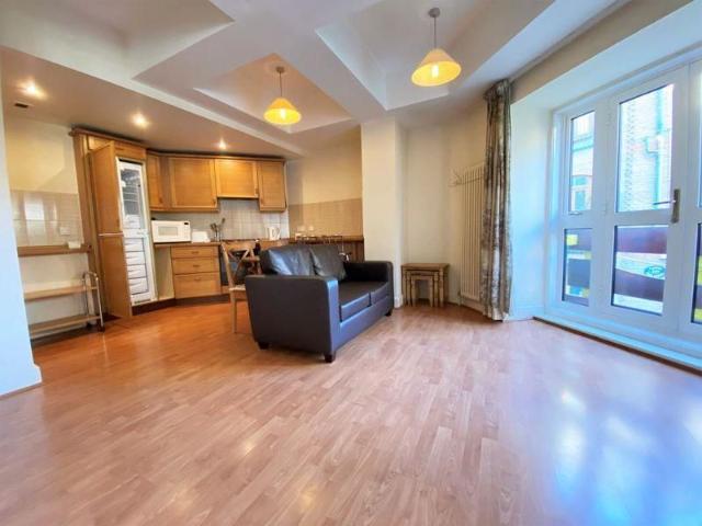 Studio to rent