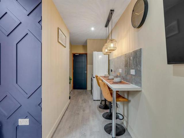 Studio to rent