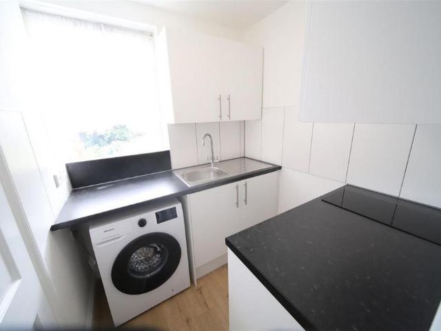Studio to rent