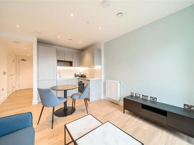 Studio to rent