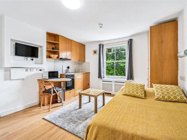 Studio to rent