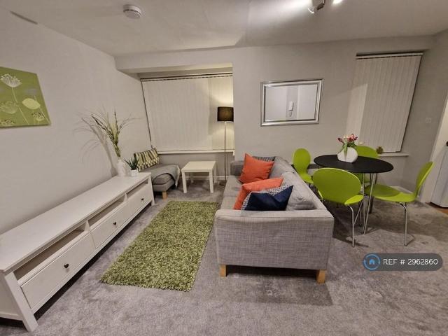 Studio to rent