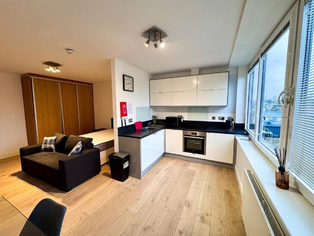 Studio to rent