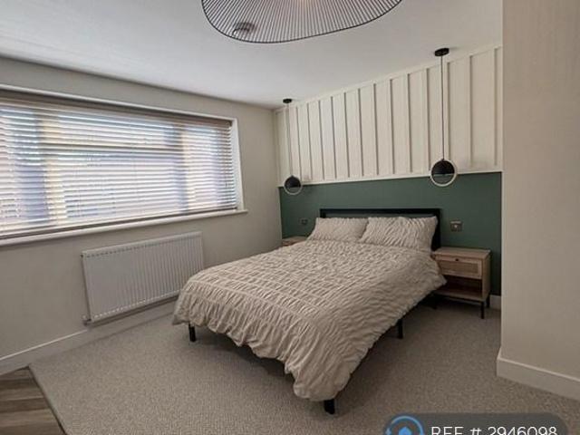 Studio to rent