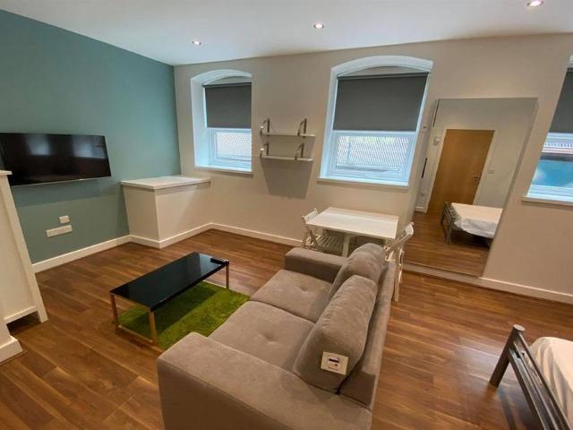 Studio to rent