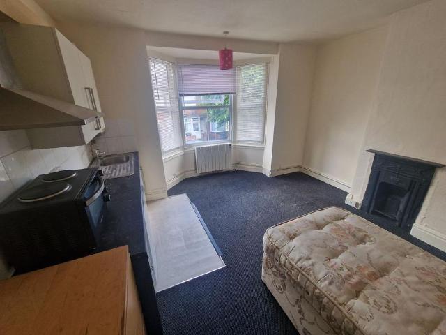 Studio to rent