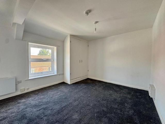 Studio to rent