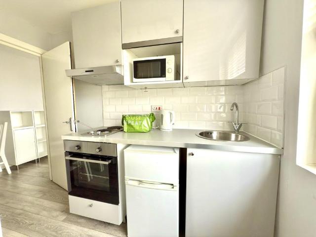 Studio to rent