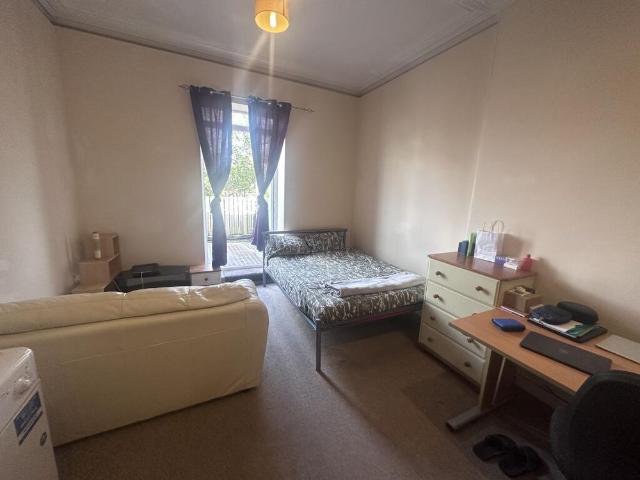Studio to rent