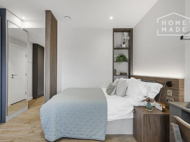 Studio to rent