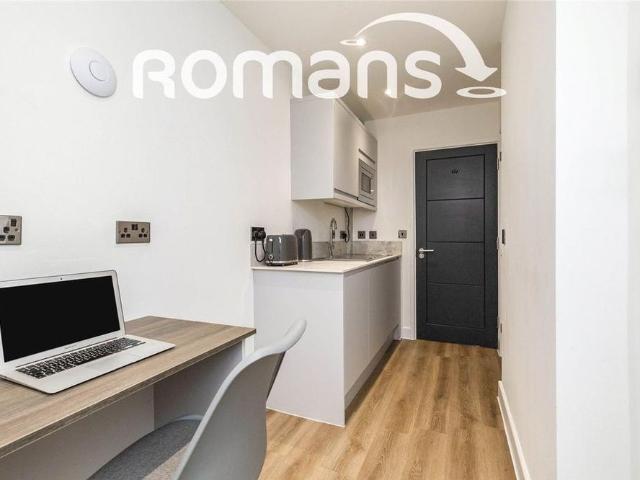 Studio to rent