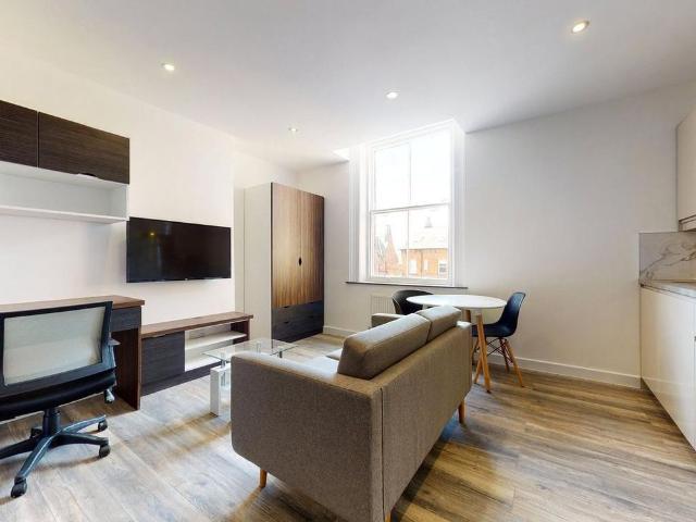 Studio to rent