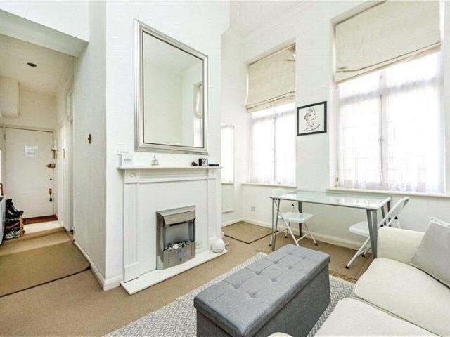 Studio to rent