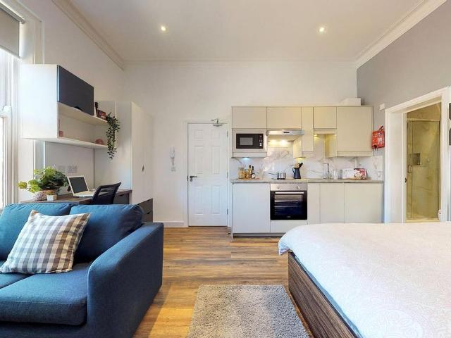 Studio to rent