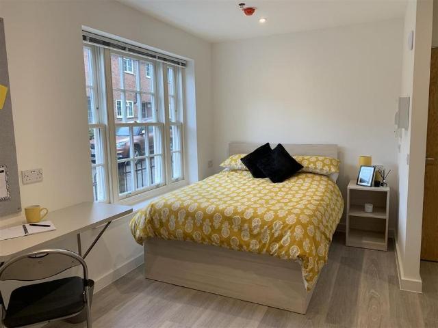 Studio to rent