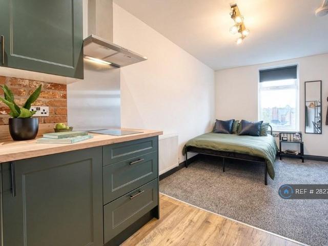 Studio to rent