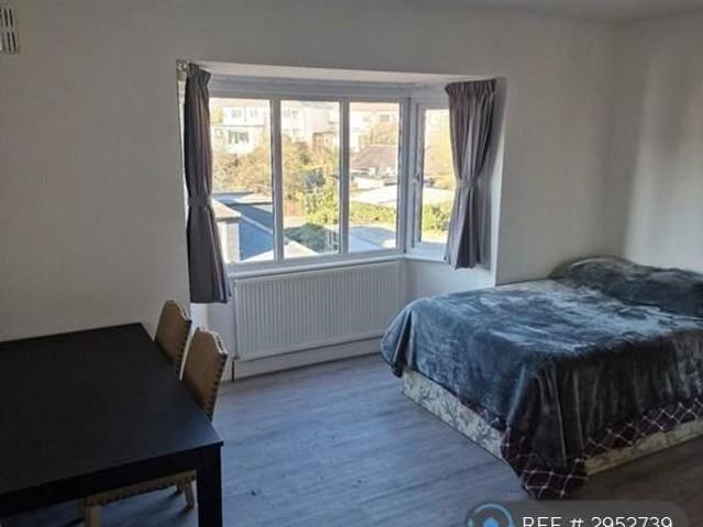 Studio to rent