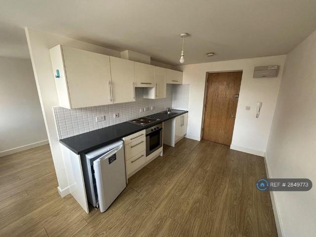 Studio to rent