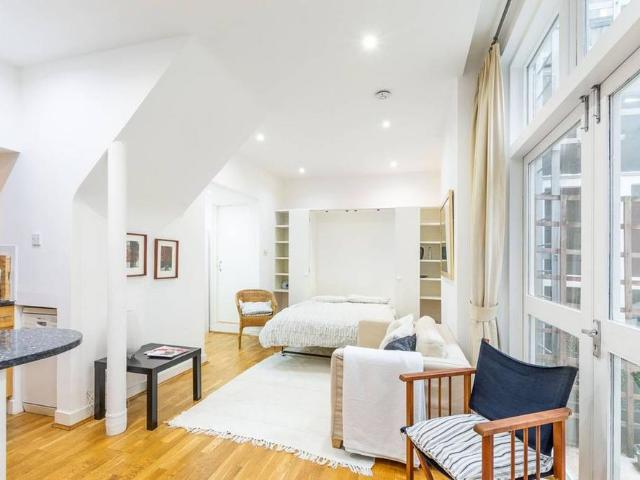 Studio to rent